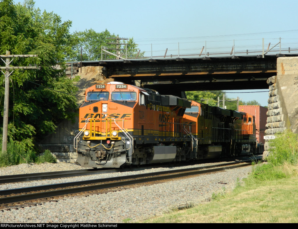 BNSF 7234